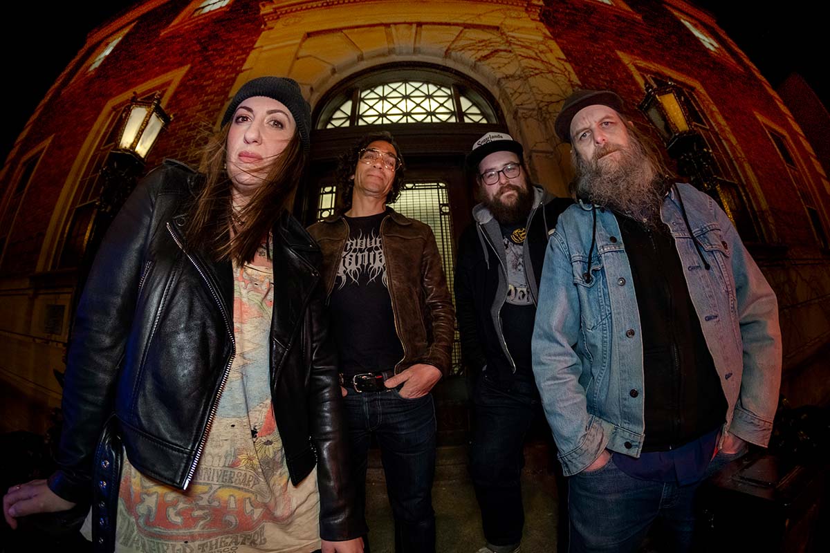 Ian Blurton’s Future Now share a music video for the second single »The ...