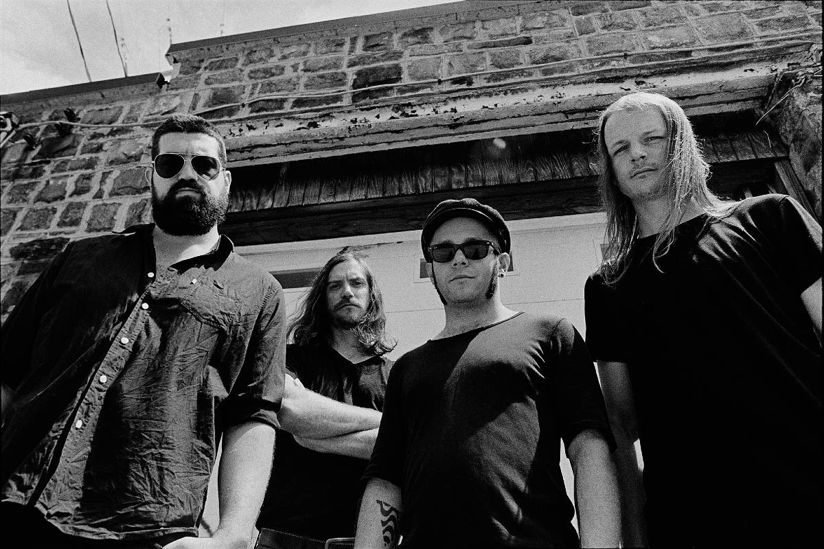 Black Lung premiere new single and music video »Let It Out«; »Let It ...