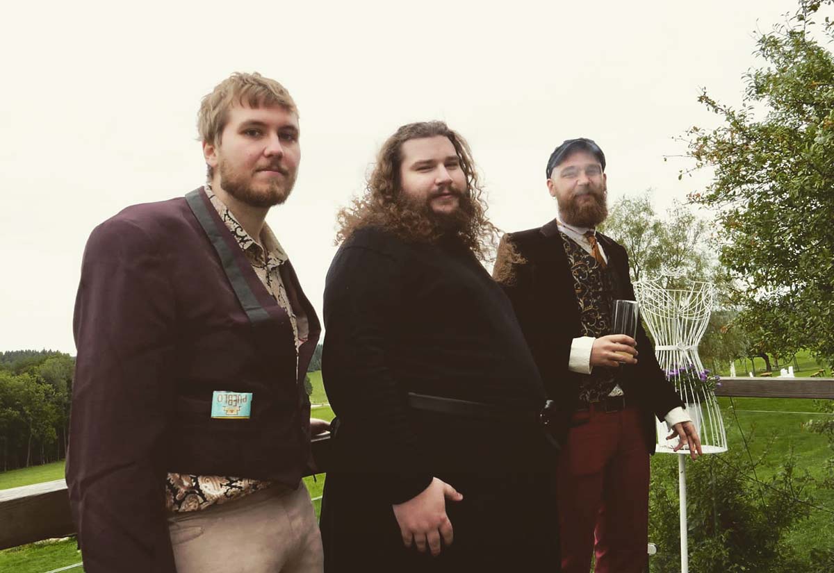 Austrian instrumental heavy psych trio Liquid Earth recently released ...