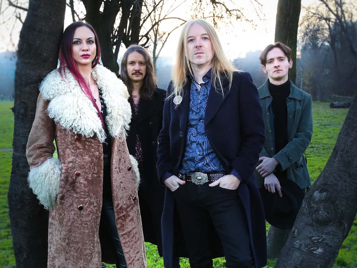 Italian psychedelic rock stalwarts Giöbia premiere their new studio ...