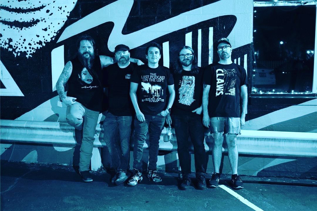 US sludge/doom metal band Veilcaste stream their brand new studio album ...
