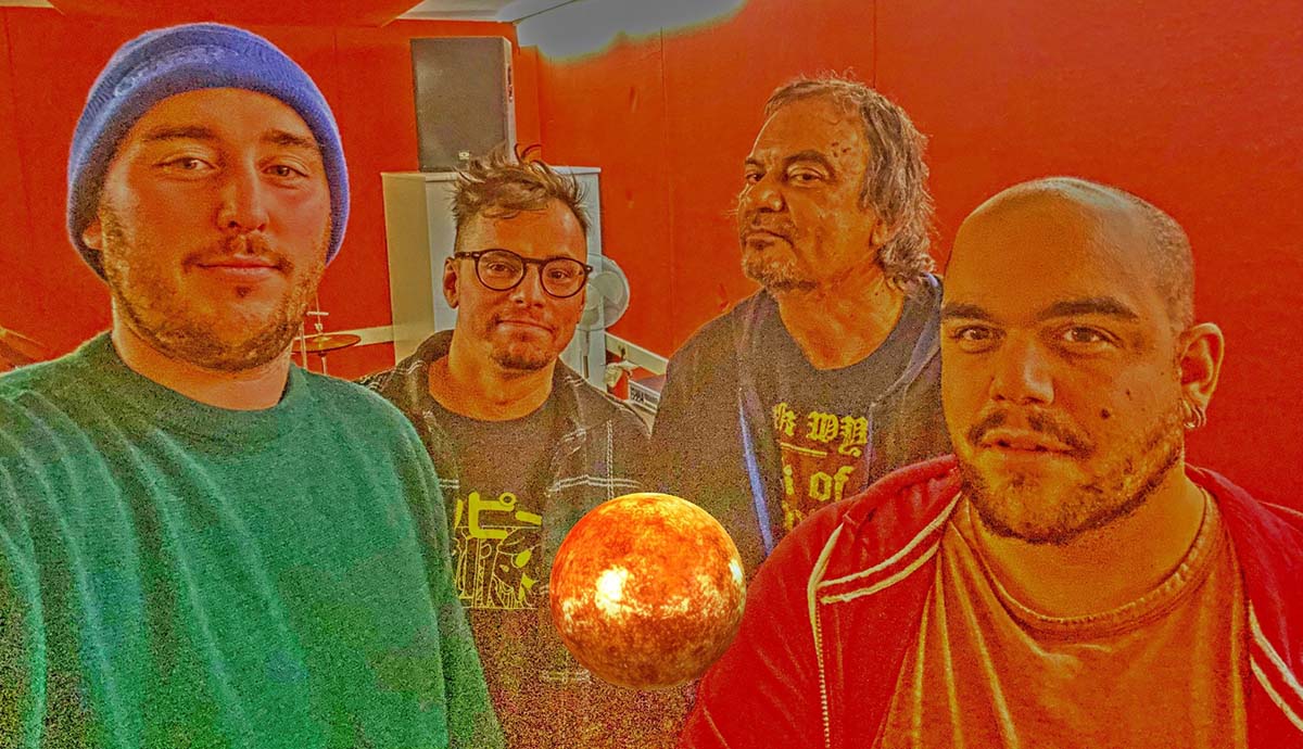French alternative/grunge/stoner rock band Stone Valley released their ...