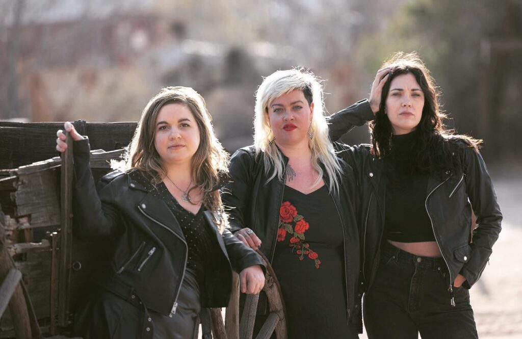 Canadian all-female stoner rock trio Space Queen presents their ...