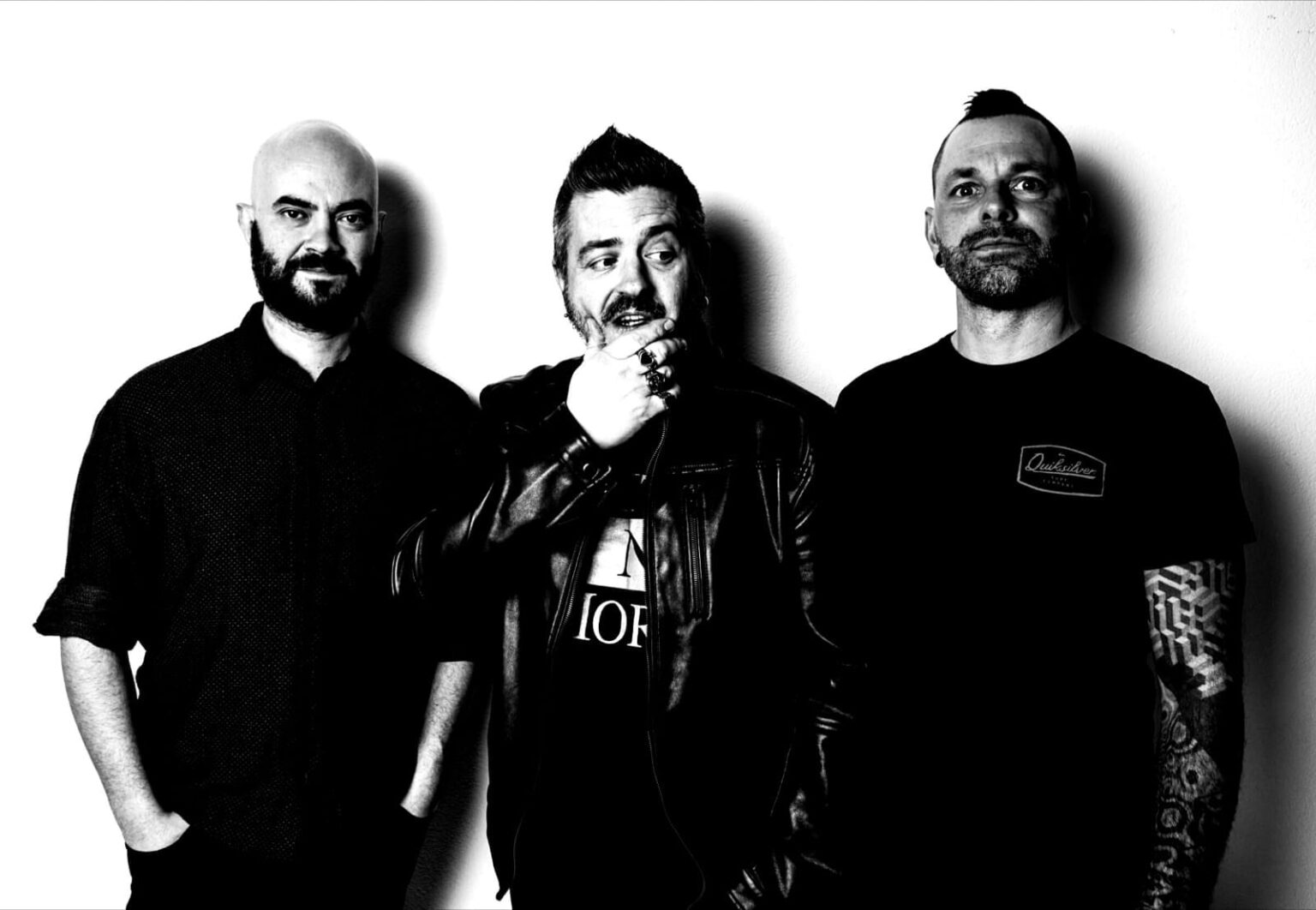 Italian heavy rock trio Underdogs release a brand new single and music ...