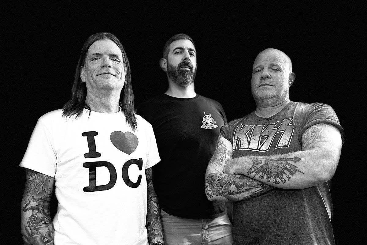 Borracho drops a music video for »This Great War«; new full-length ...