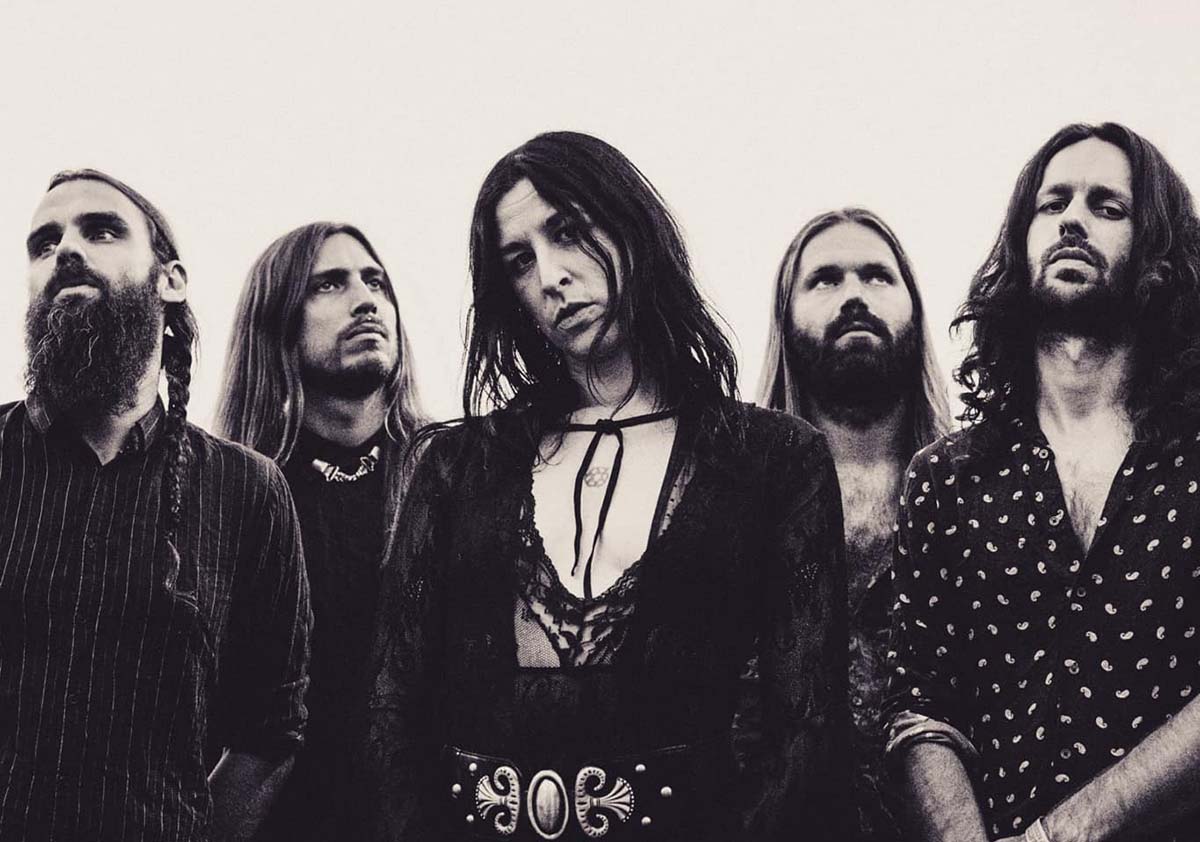 Dutch dark rockers Dool stream their live album »Visions Of Summerland ...