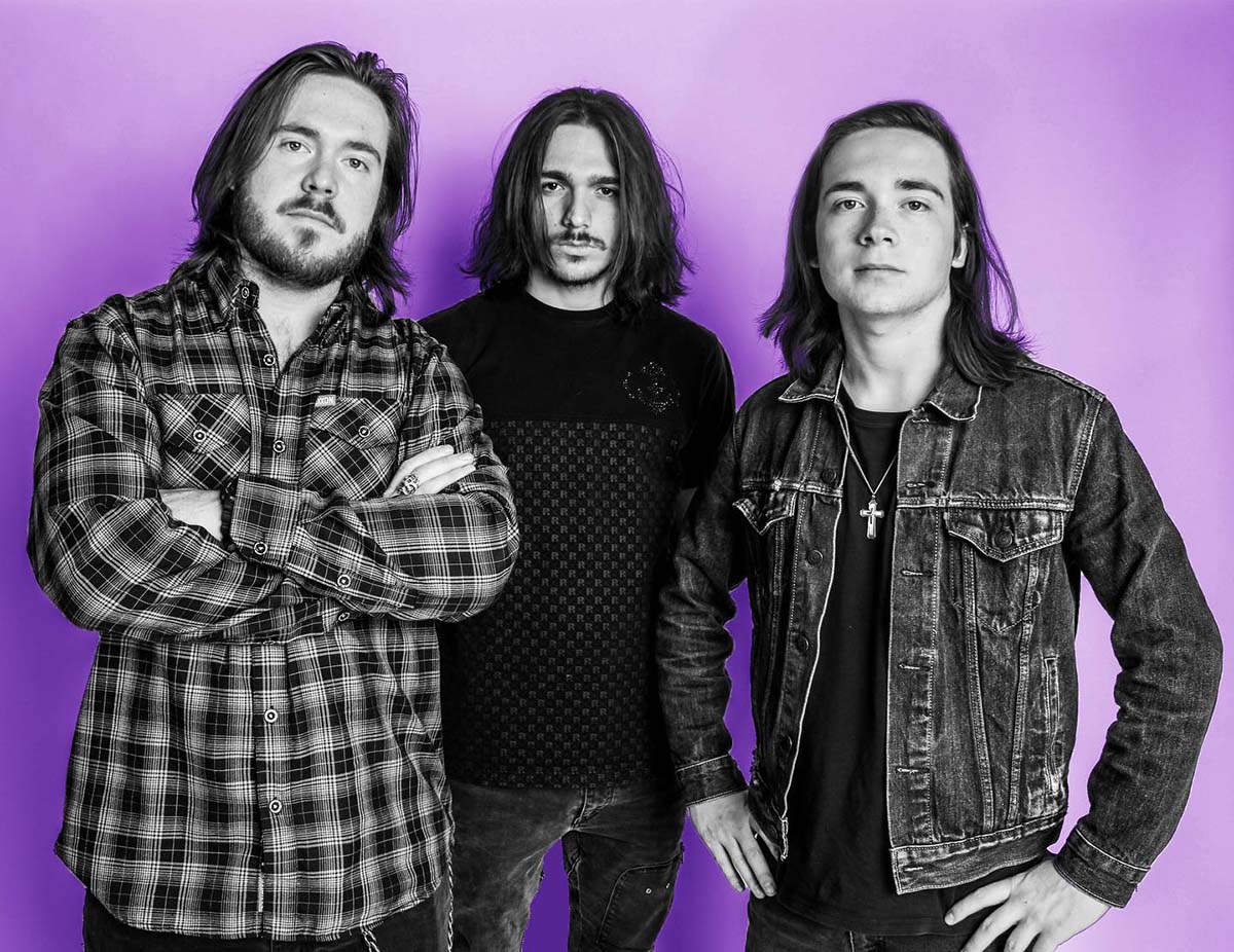 Introducing: American stoner/hard rock trio Weapon Of Pride from Tempe ...