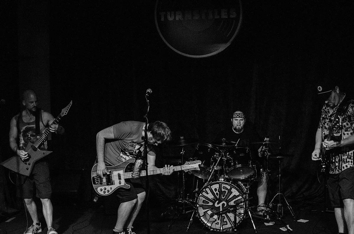 American psychedelic doom/stoner metal outfit Tombstunner releases a ...