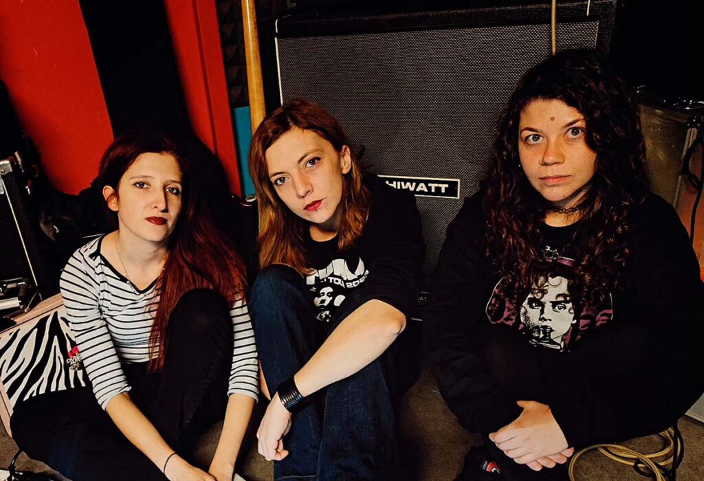 Italian heavy rock trio Dune Aurora releases a music video for their ...