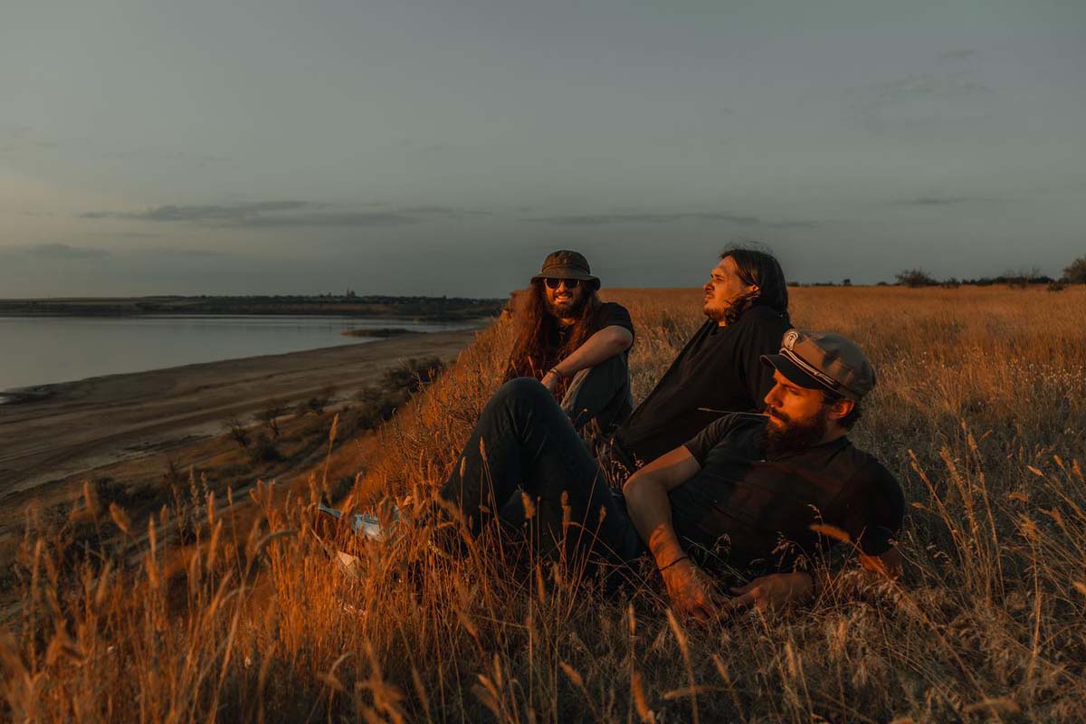 Ukrainian psychedelic stoner rockers Risin Sabotage release new live ...