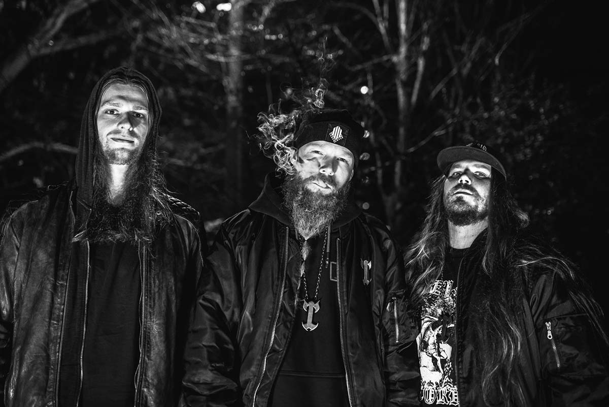 German blackened death/doom metal trio Arroganz return with a brand new ...