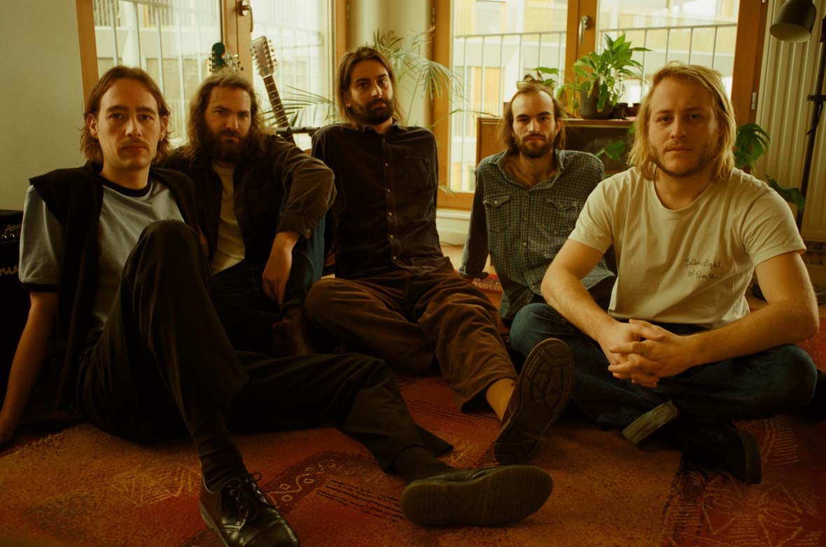 French psych/space/garage rockers Empty Full Space release their debut ...