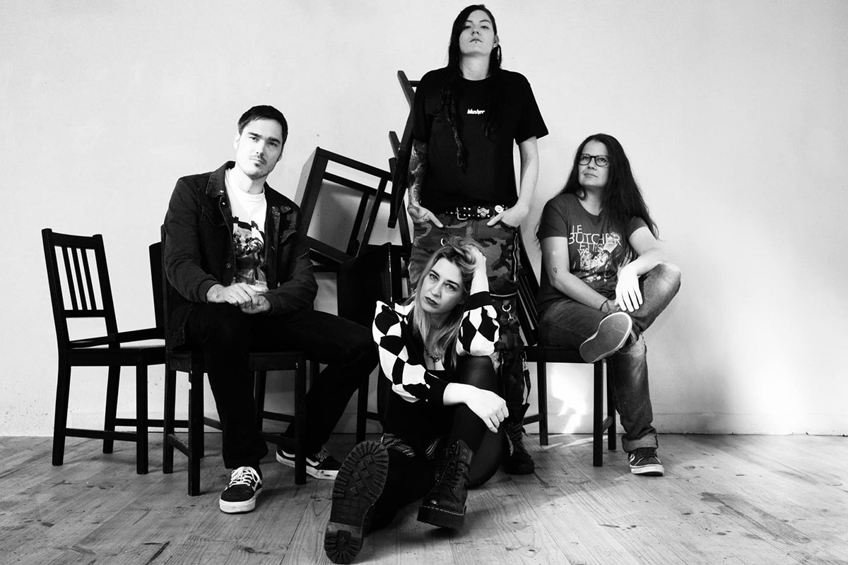 Australian alternative/grunge/punk band Snub premiere their debut album ...