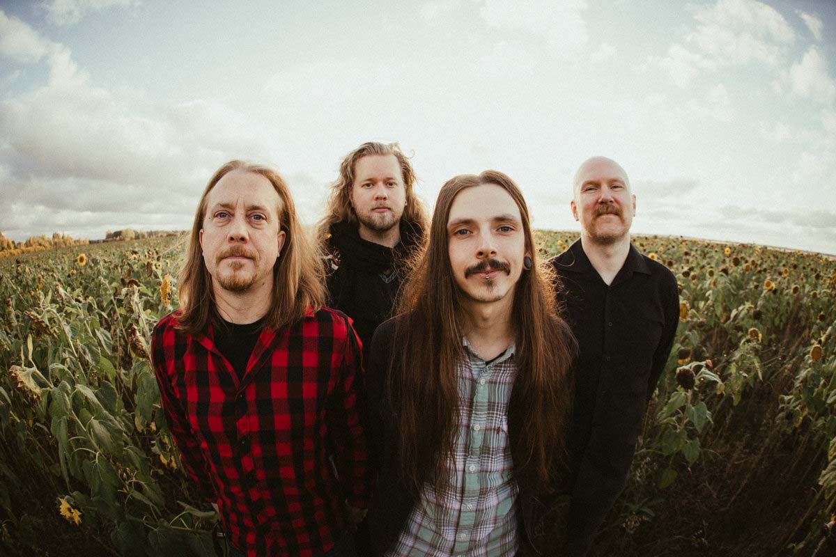 Finnish alternative/grunge/noise rock band Som Är Död releases debut EP ...