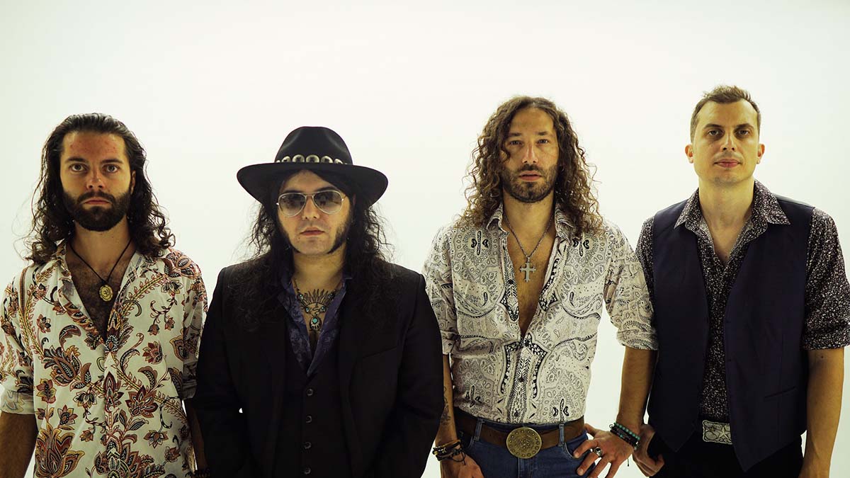 UK heavy rock band Leadfeather announces debut EP »Roll The Dice ...