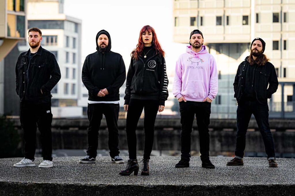 French post-metal/post-hardcore quintet Matrass released their debut ...