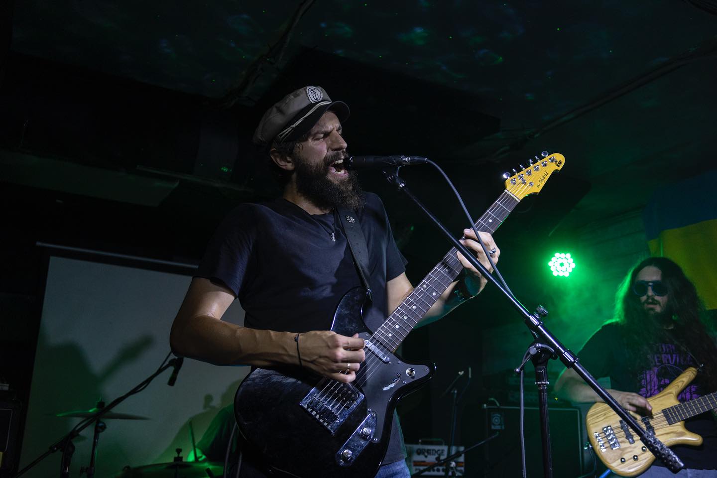 Ukrainian psychedelic stoner rock trio Risin Sabotage released new live ...