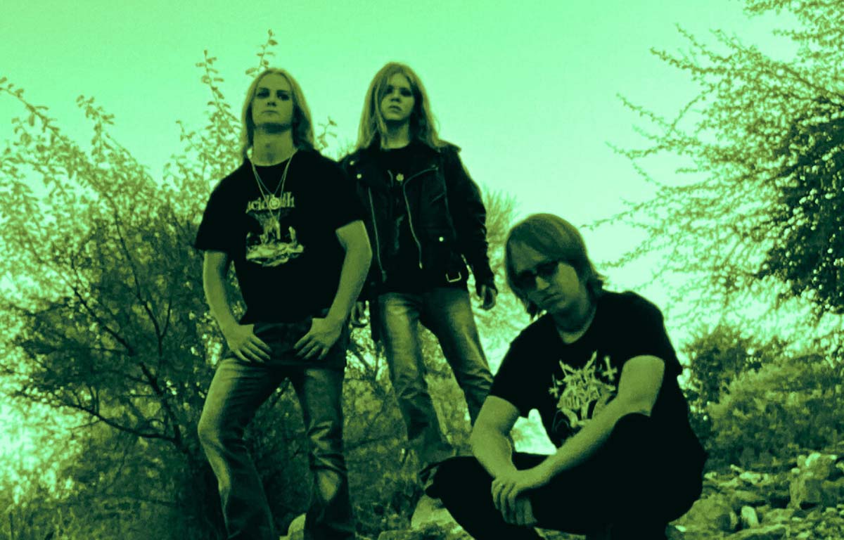 US doom/sludge/black metal trio Seldom releases new demo track »I Am ...