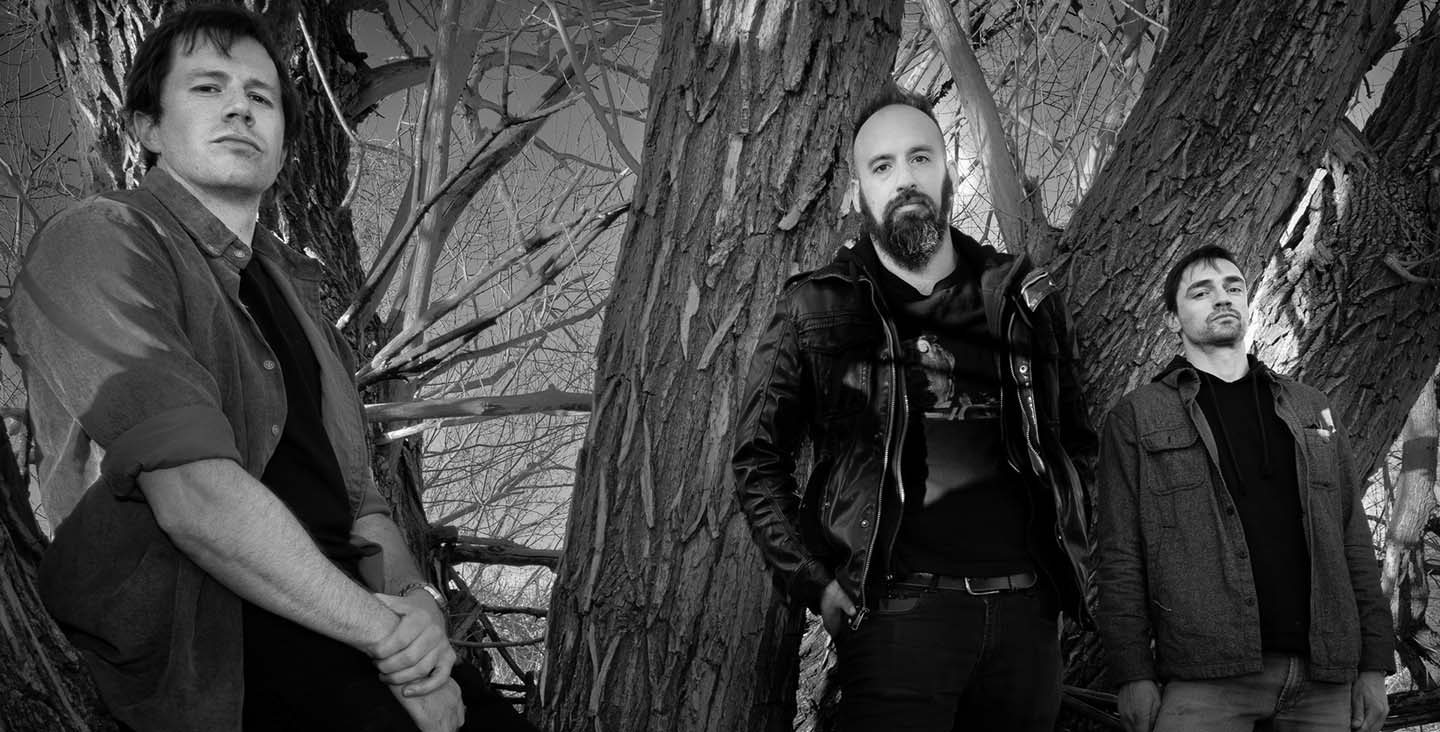 US three-piece stoner metal band Falcon Haptics share new single and ...