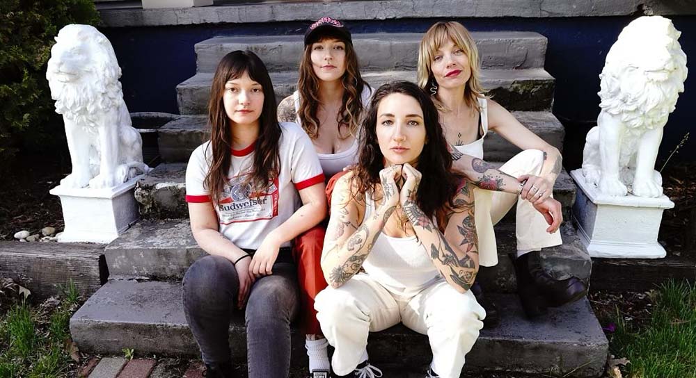 US heavy psych/shoegaze band Blackwater Holylight shares new single ...