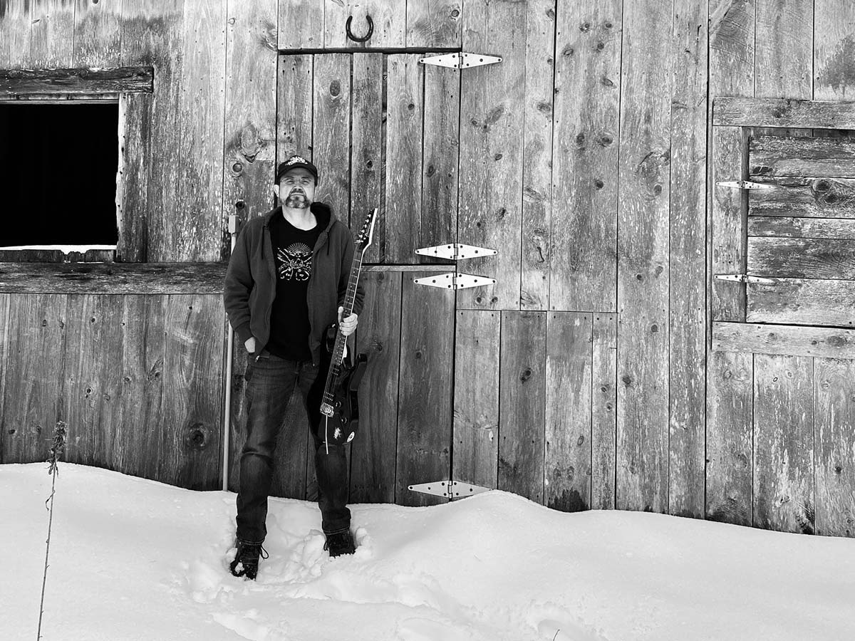 US folk/doom rock solo project Buzzard released haunting new album ...