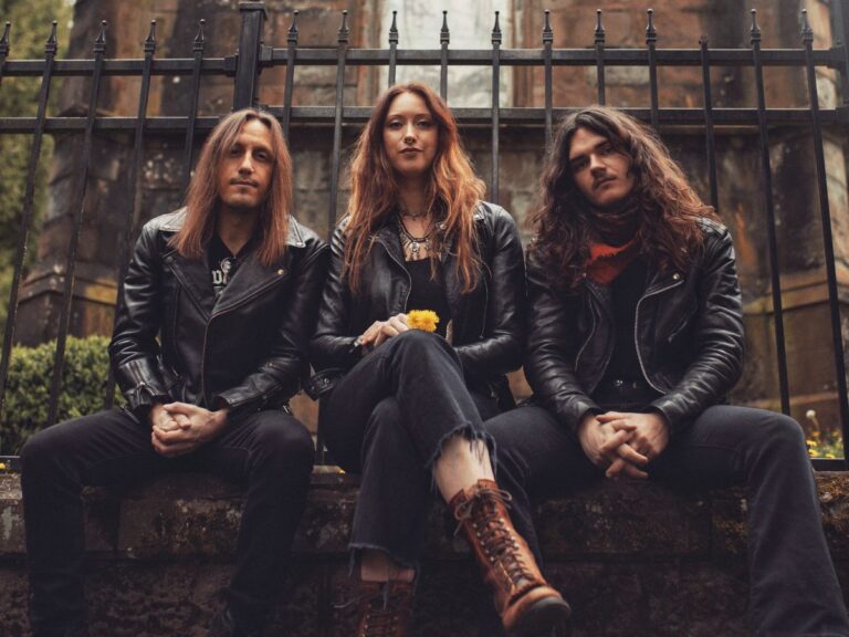 Hippie Death Cult releases »Red Giant« live video off »Live At The Star ...