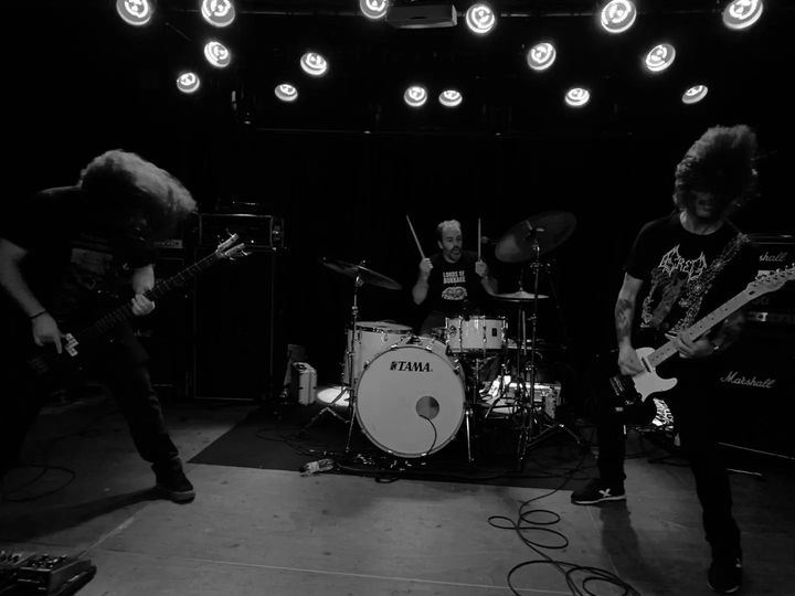 Spanish doom/sludge/hardcore trio Voul unleashed their second full ...