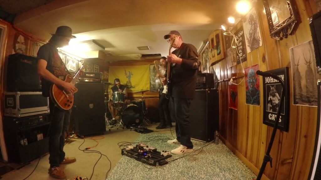 American doom/sludge metal band Ziggurat (feat. members of Stone Ritual ...