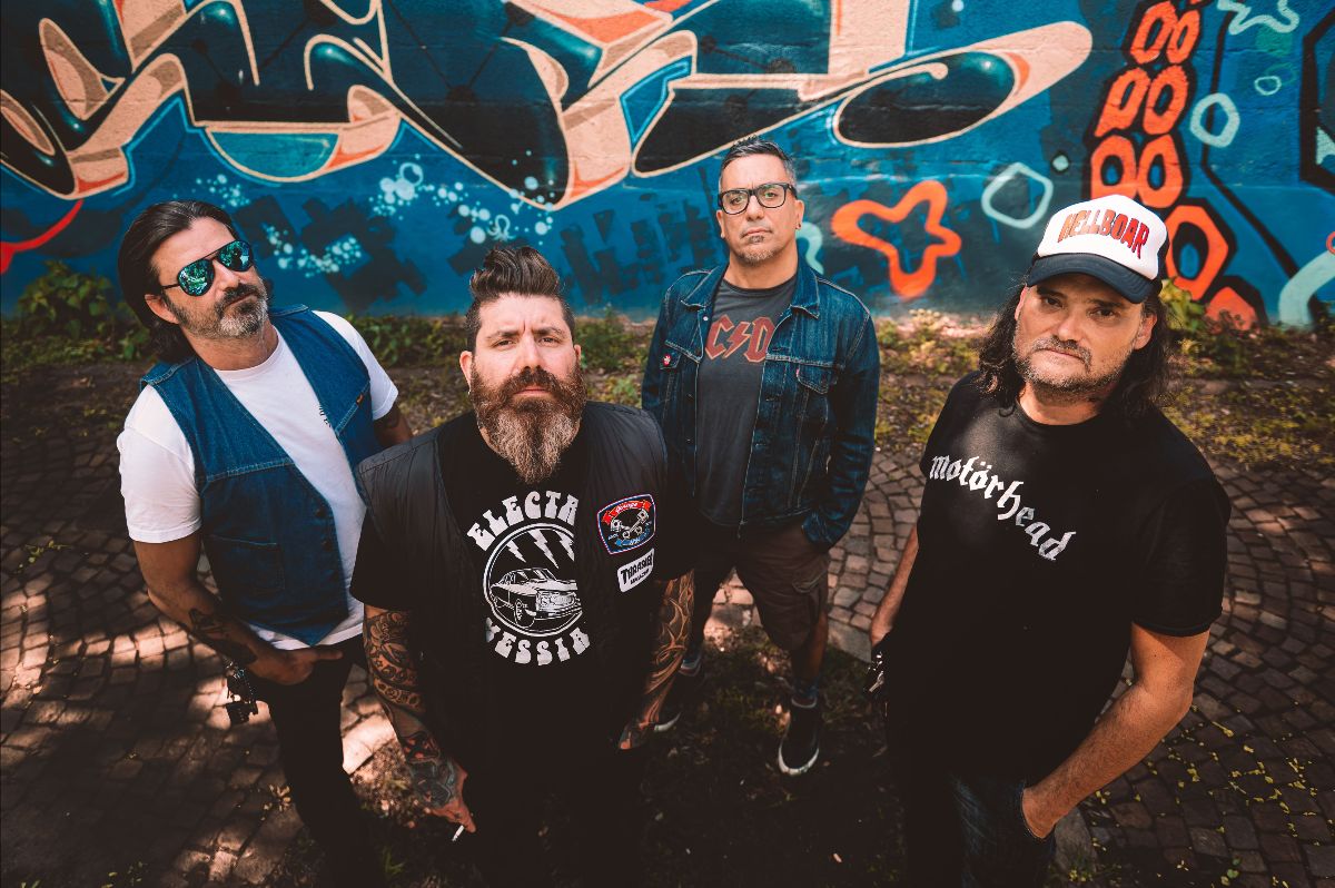 Italian stoner metal band Supernaughty to issue new album »Apocalypso ...