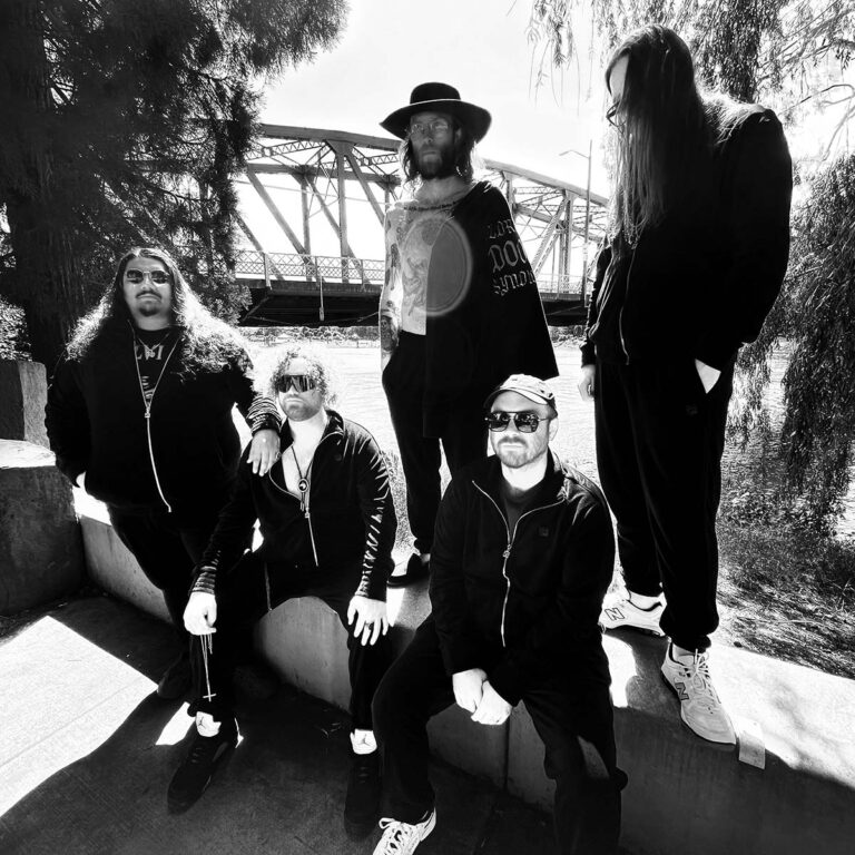 US doom metal band Tar Pit premiere first single and music video »Coven ...