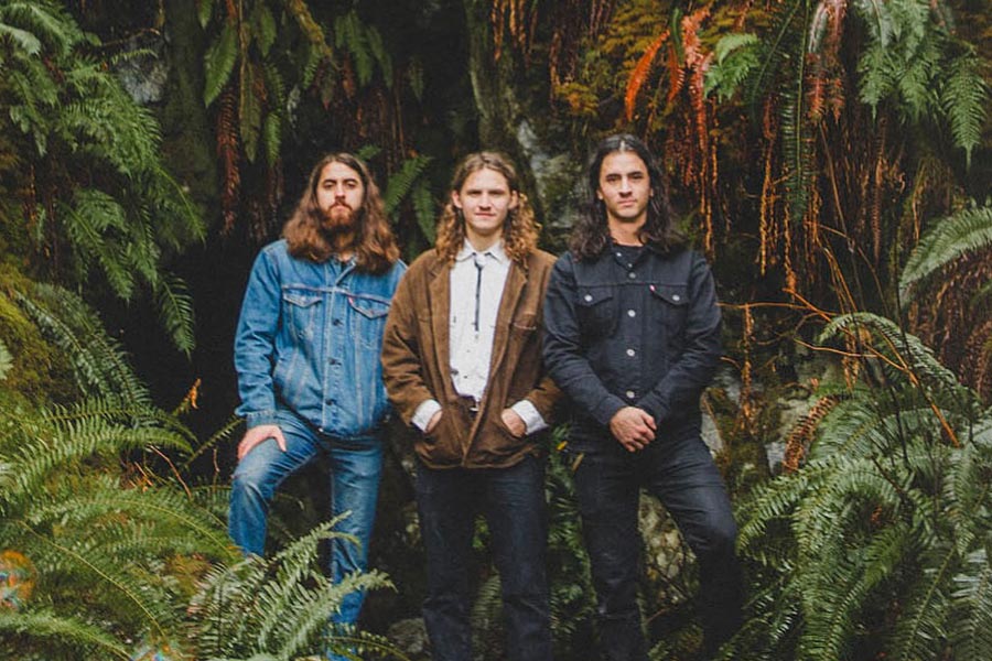 Canadian psychedelic stoner rock trio Ever Age presents their self ...