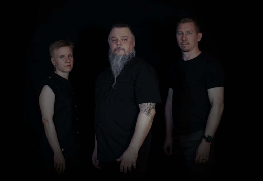 Finnish blackened doom metal band Kalmo unleashes crushing new single ...
