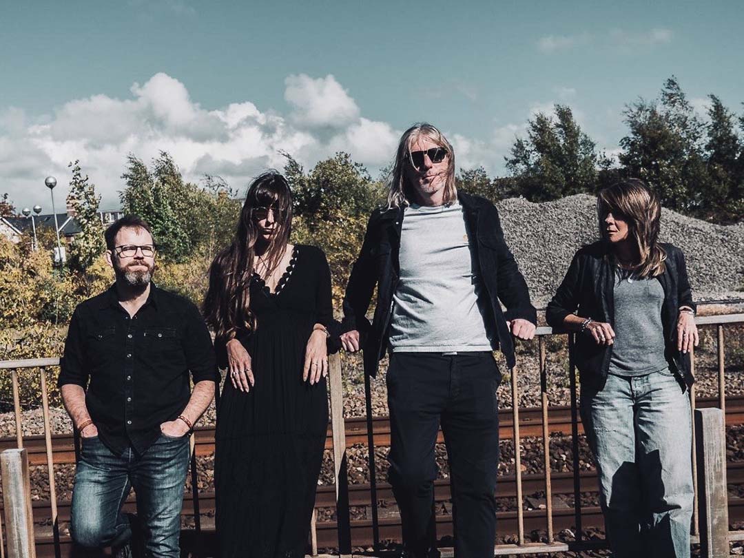 UK female-fronted grunge/alternative rock band Low Wave to release new ...
