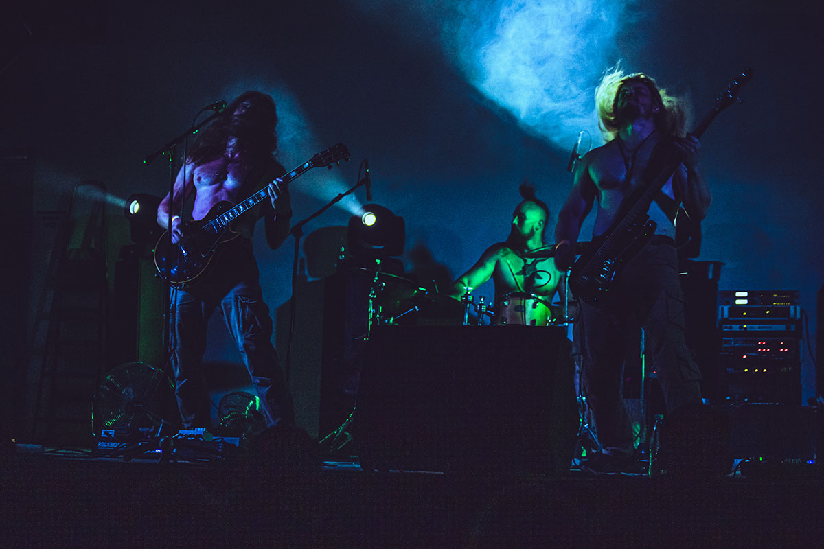 Russian psychedelic stoner/doom metal trio Shamayna stream their new ...