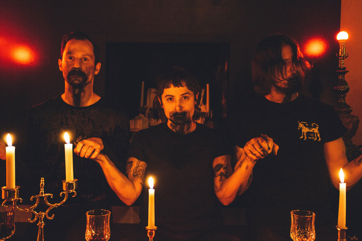 Canadian doomgaze trio Truster release new single »Wretch Collector ...