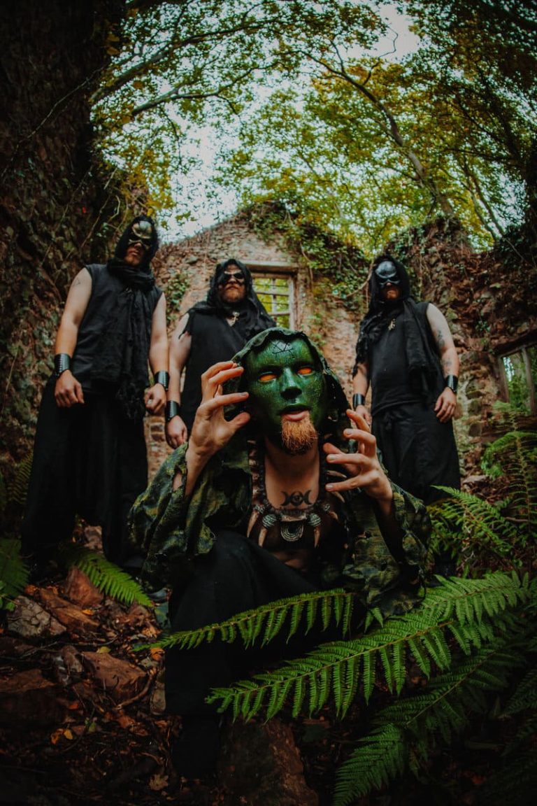 UK sludge/doom metal outfit Froglord drops Black Sabbath cover »Iron ...
