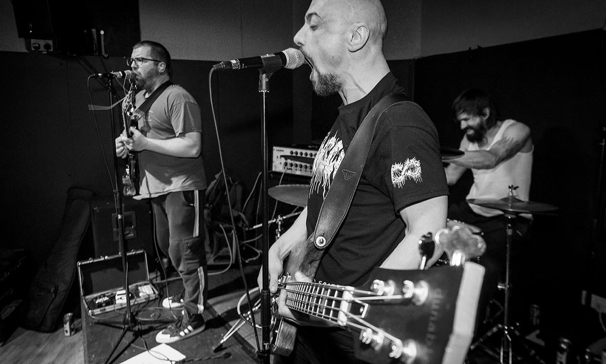 UK doom/sludge metal outfit Black Shape released »Drinking (The Morning ...